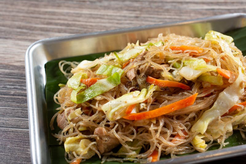 Tray of Pancit, Filipino Food Stock Photo - Image of lifestyle, dish ...