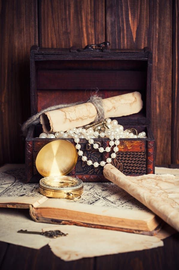 Treasure chest stock image. Image of treasure, jewelry - 41598447