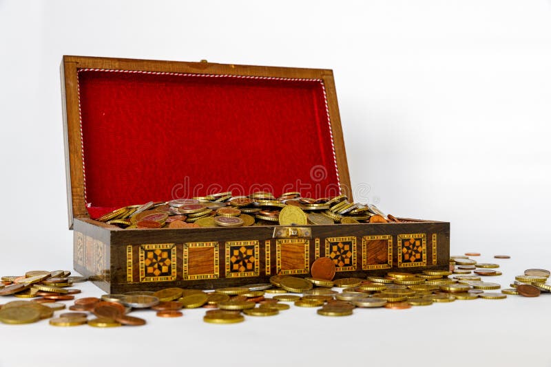 Treasure Chest Full of Coin Stock Image - Image of golden, adventure ...