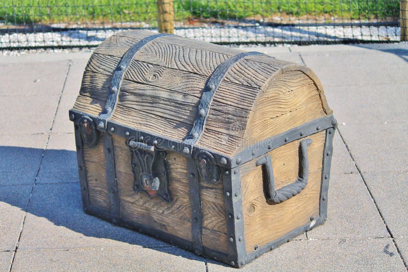 490 Pirate Treasure Chest Jewels Stock Photos - Free & Royalty-Free ...