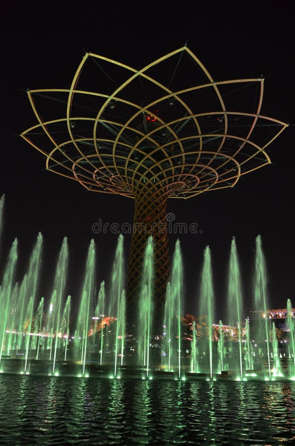 The Tree of Life at Expo in Milan Editorial Stock Photo - Image of ...