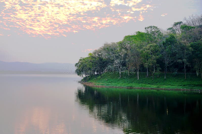 380+ Water sky trees land Free Stock Photos - StockFreeImages