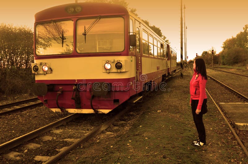 Treine o batente foto de stock. Imagem de espera, ferrovia - 34778084