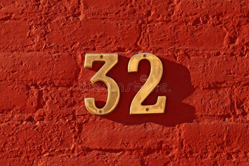 Treinta y dos imagen de archivo. Imagen de direccionamiento - 26935385