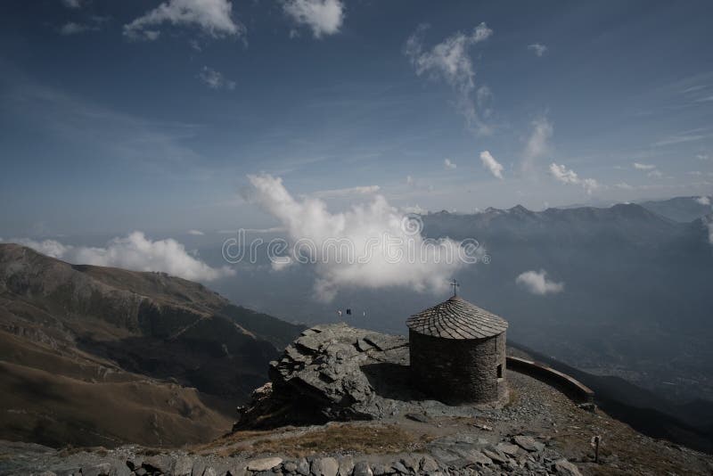 Trekking on the Rocciamelone Stock Image - Image of mountains, flag ...