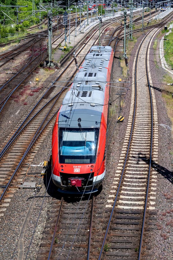 Tren db regio foto editorial. Imagen de viaje, ferrocarril - 224118581