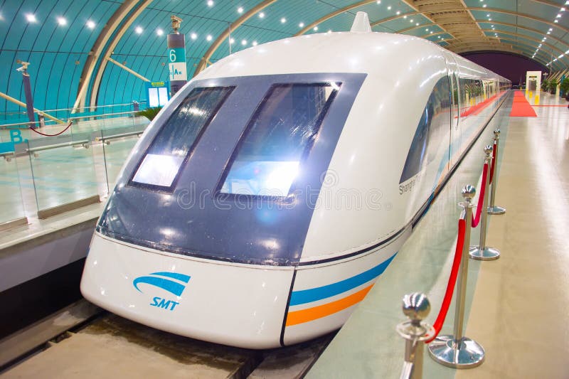 Tren De Shangai Maglev, China Foto de archivo editorial - Imagen de ...