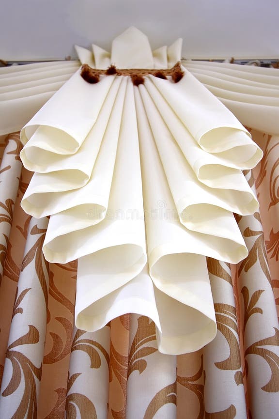 Trennvorhang stockfoto. Bild von hintergründe, fenster - 13448088