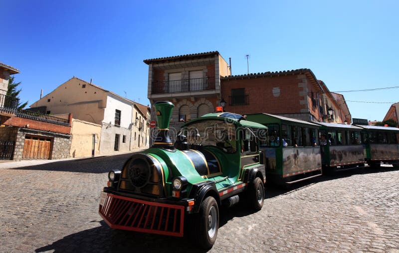 Treno turistico in Spagna immagine stock editoriale. Immagine di europa ...
