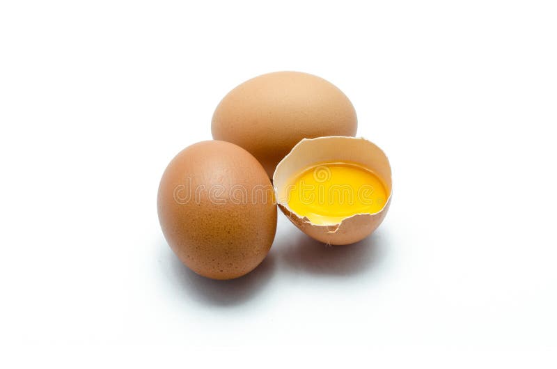 Tres huevos en blanco foto de archivo. Imagen de huevo - 44150270