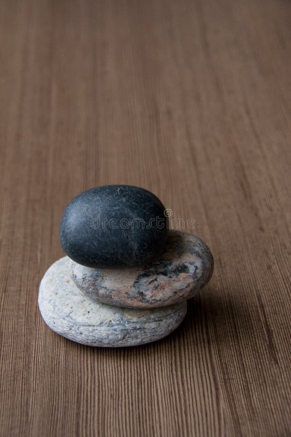 Tres rocas imagen de archivo. Imagen de liso, budismo - 7458933
