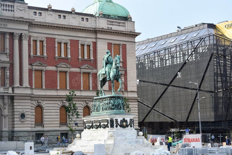 Trg Republike Beograd fotografía editorial. Imagen de centro - 153229422