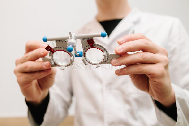 Trial Glasses Frame Eye Visual System of People with Short or Long ...