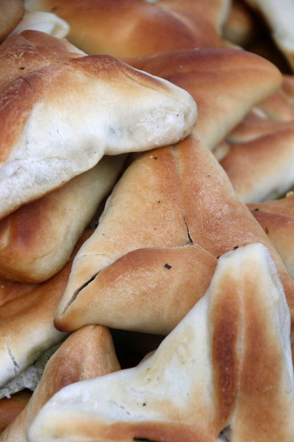 Triangle Shaped Spinach Pie Stock Image - Image of meal, diet: 121165459