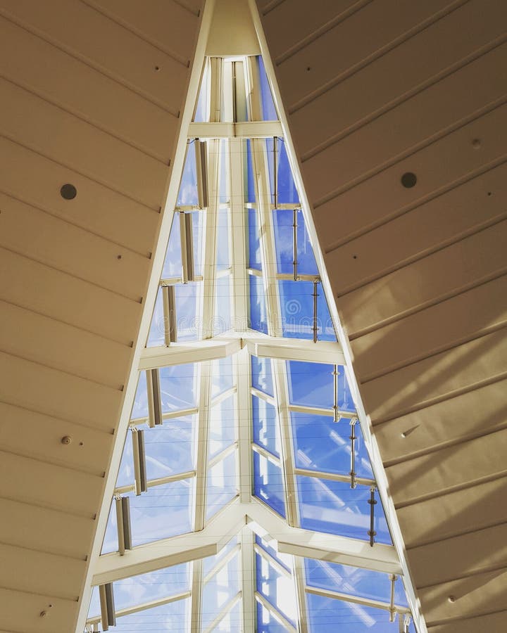 Triangle window editorial image. Image of light, decorative - 82047485