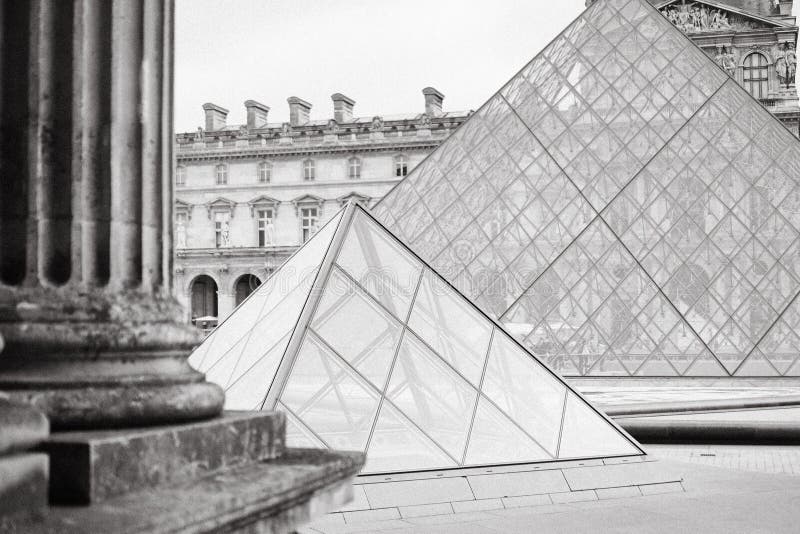 The Triangles at the Louvre Editorial Photo - Image of france, exterior ...