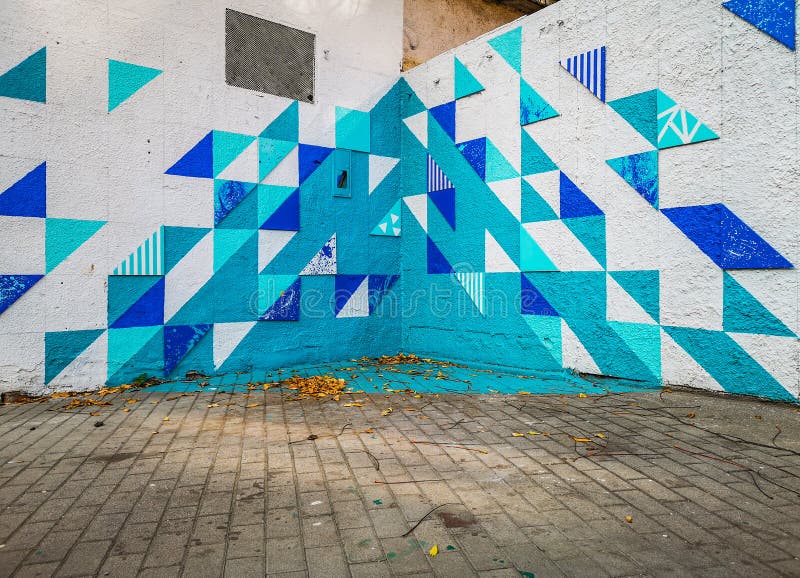 Triangular Mural Street Art on Small Wall Editorial Photography - Image ...
