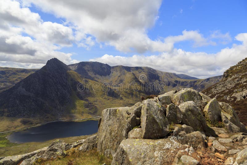 The Triangular Peak of Tryfan Stock Photo - Image of mountains, lake ...