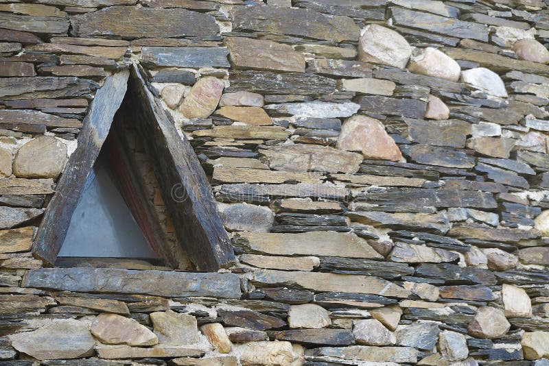 Triangular Shaped Slate Window Stock Image - Image of campillo, outdoor ...