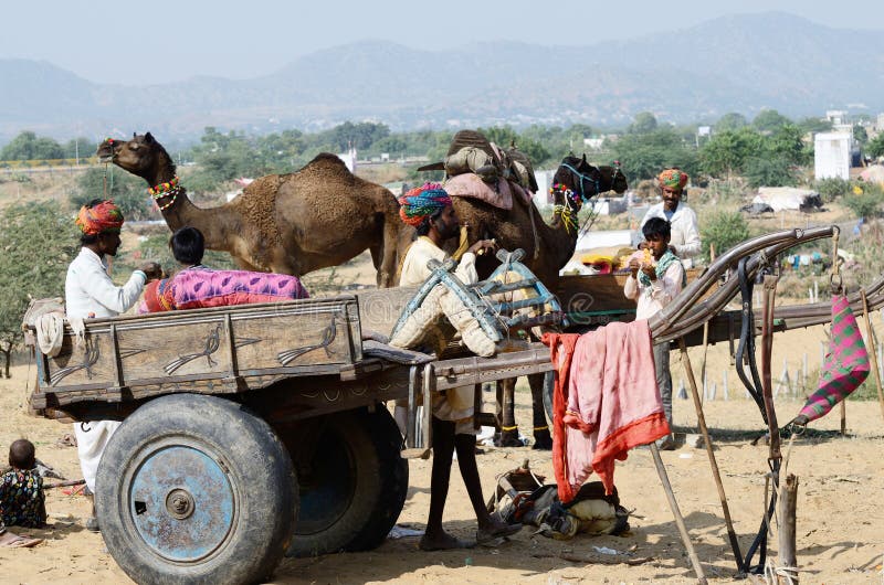Tribal Gypsy People in Nomadic Camp in Pushkar,India Editorial Stock ...