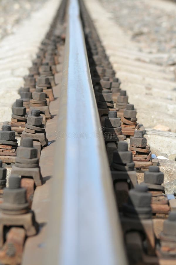 Trilho foto de stock. Imagem de metro, estrada, horizonte - 846666