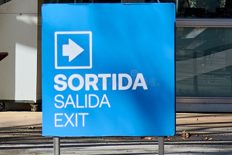 Spanish Salida Stock Illustrations – 10 Spanish Salida Stock ...