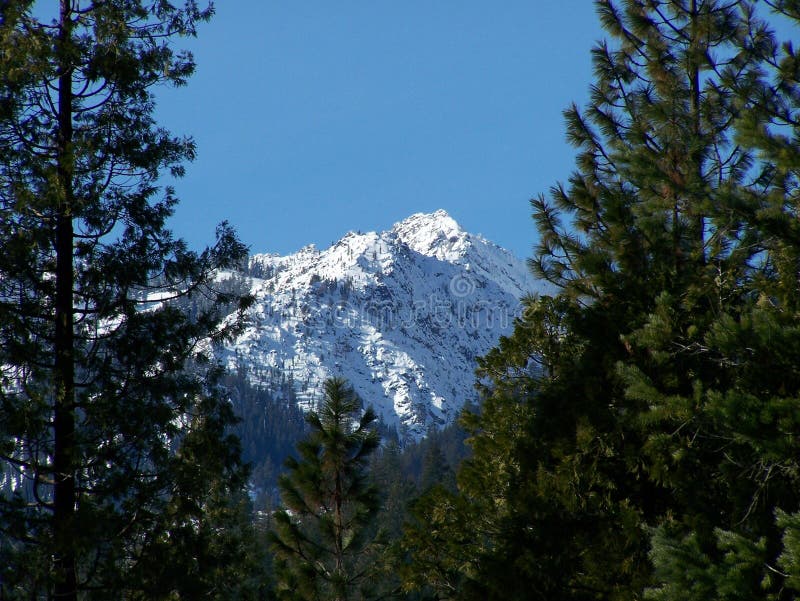 Trinity Alps Peak stock image. Image of mountain, trinity - 9738101