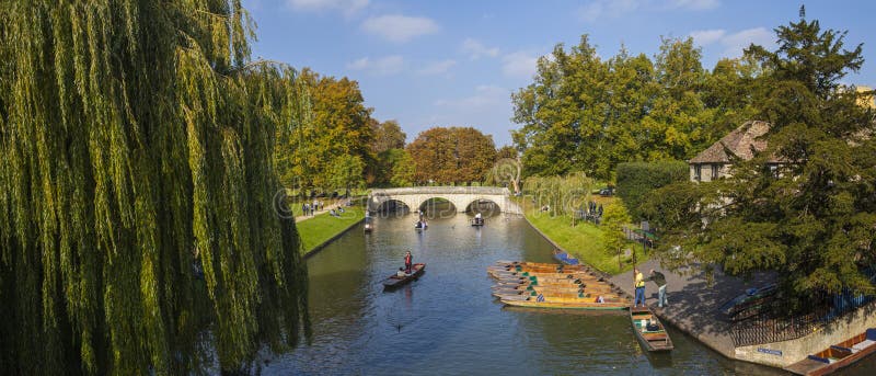 Trinity Bridge in Cambridge Editorial Photography - Image of ...