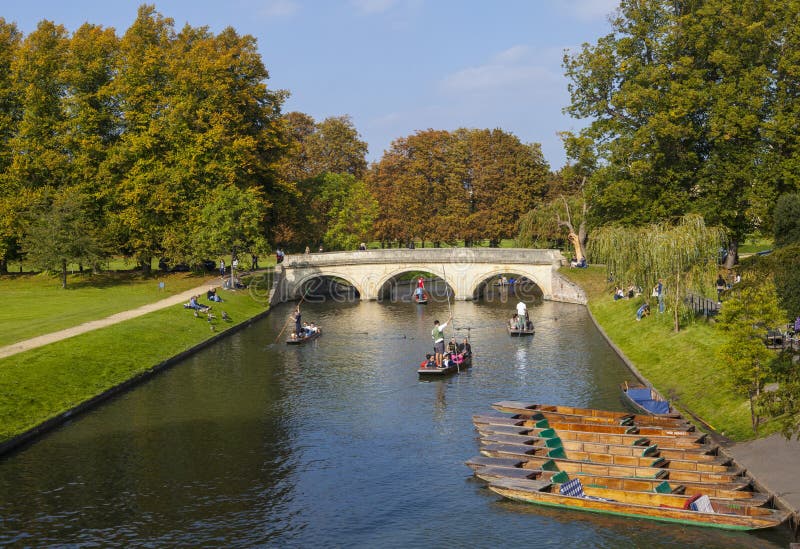 Trinity Bridge in Cambridge Editorial Stock Photo - Image of ...