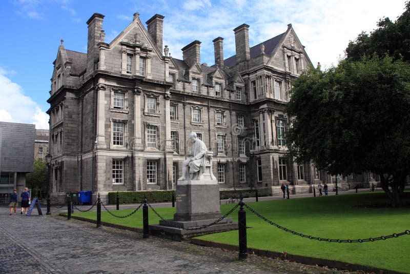 Trinity College Buildings stock photo. Image of statue - 5966520
