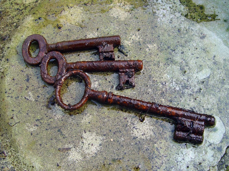 Trio of rusty keys stock photo. Image of keys, life, circle - 1336914