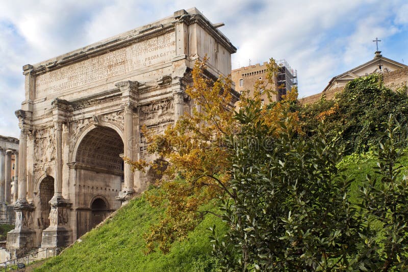 Triomfboog Van Keizer Septimius Severus in Het Forum Romanum in Rome ...