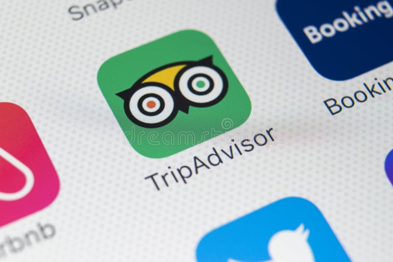 Tripadvisor Application Icon on Apple IPhone X Screen Close-up ...