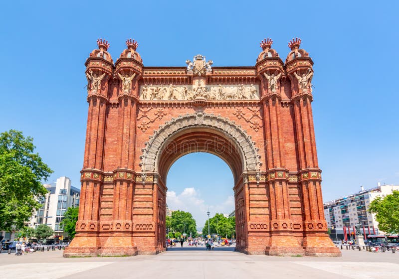 Triumphal Arch Arc De Triomf in Barcelona, Spain Editorial Stock Image ...