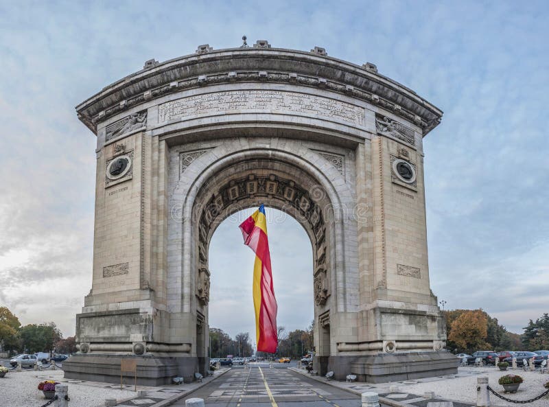 Triumphal Arch in Bucharest Stock Photo - Image of city, building: 32159938