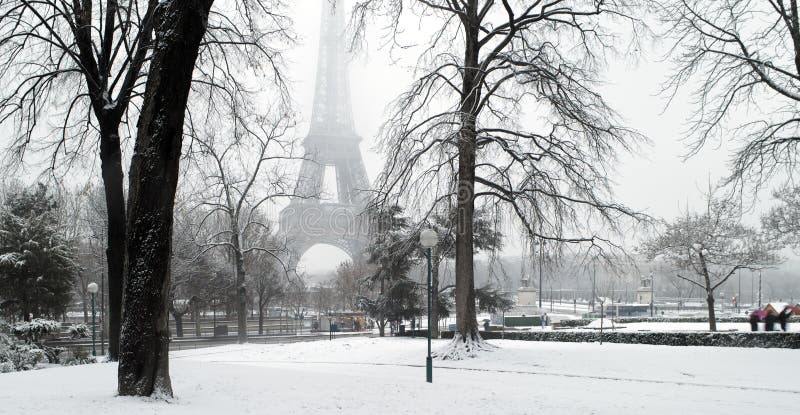 Trocadero De Paris Sob a Neve Foto de Stock - Imagem de branco, marco ...