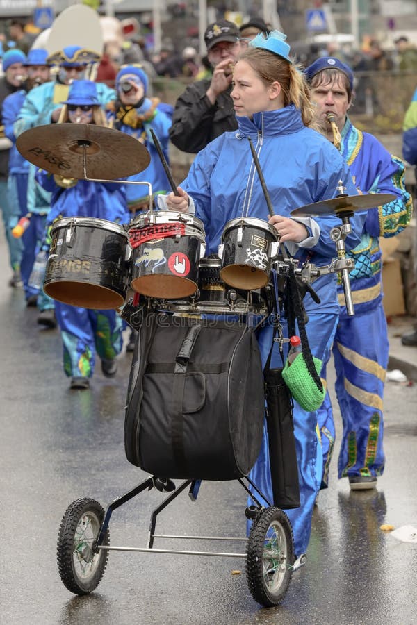 Trommels Op Karspeler Bij Carnaval-parade, Stuttgart Redactionele Stock ...