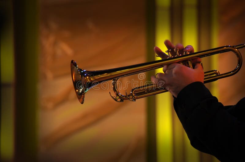 Trompete-Spieler stockbild. Bild von messing, konzert - 7784183