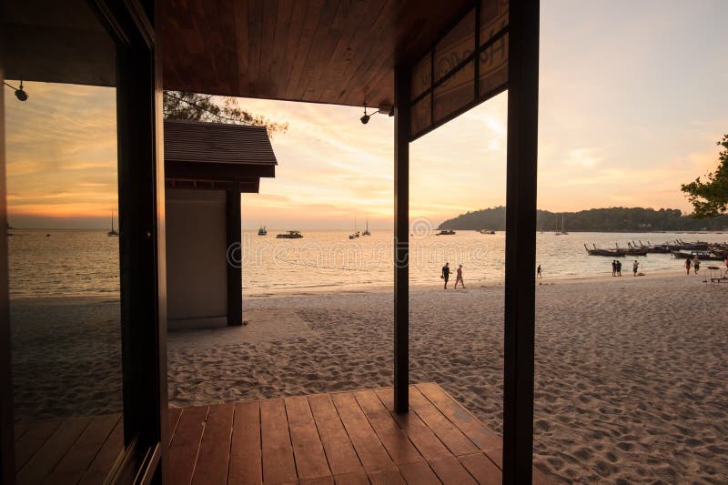 Tropical Cafe on the Sunset Stock Image - Image of beauty, orange: 41131953