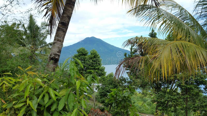 Tropical Lake Side Mountain Stock Photo - Image of tropical, lake ...
