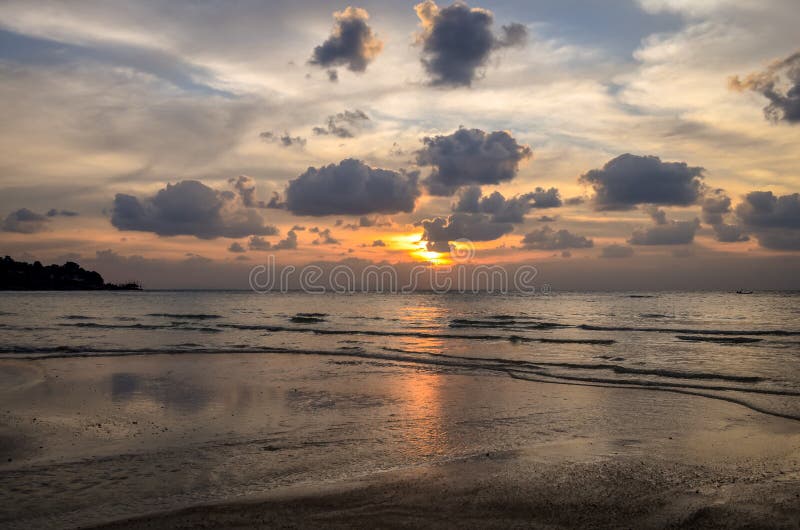 Tropical Sunset on Thai Island Stock Image - Image of light, horizon ...