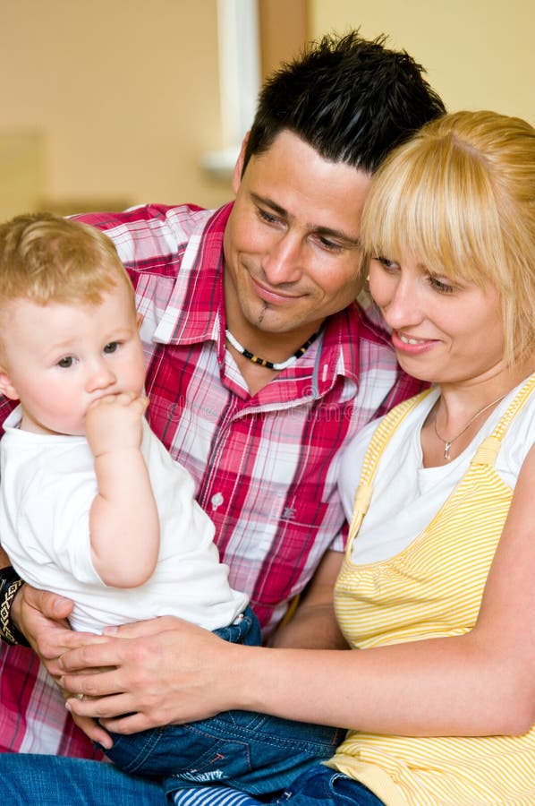 Onze Ouders Zijn Zo Trots Van Ons De Gelukkige Gediplomeerden Bevinden ...