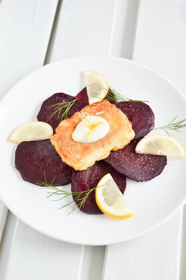Trout Fillet with Beetroot Salad Stock Image - Image of lunch, healthy ...