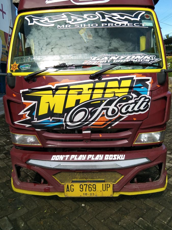 Truck Canter Sticker Stock Photos - Free & Royalty-Free Stock Photos ...