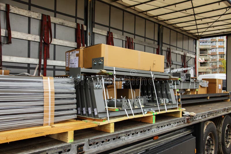 176 Securing Truck Cargo Stock Photos - Free & Royalty-Free Stock ...