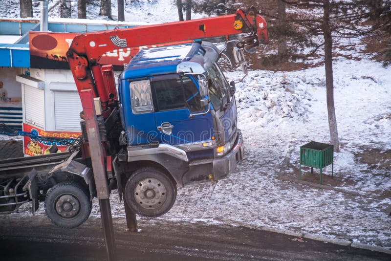 Truck crane on a support. editorial image. Image of loading - 109180760