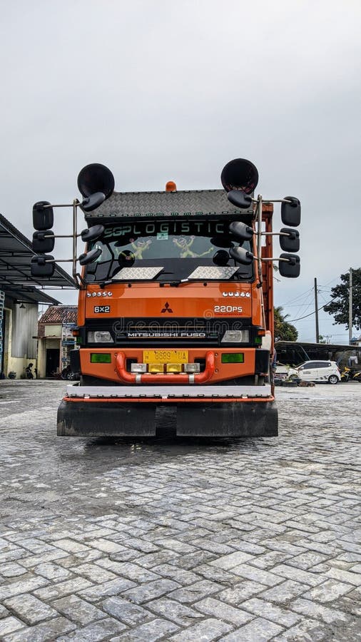 Truck modification editorial photography. Image of modification - 260757982