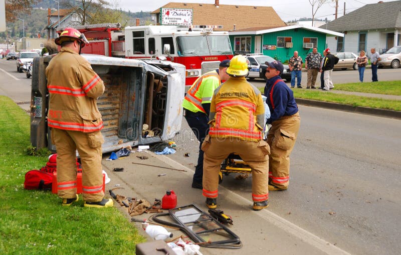 Truck Rollover editorial photo. Image of fireman, fighter - 29391841