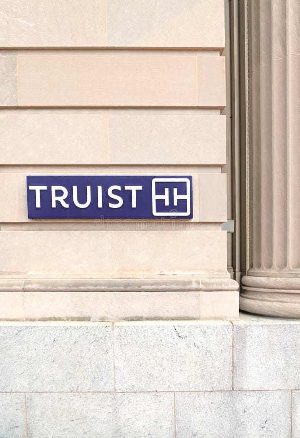 Truist Bank Emblem Building Columns Stock Photos - Free & Royalty-Free ...