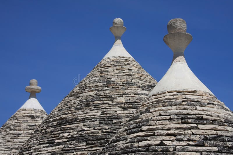 Trulli foto de archivo. Imagen de gente, recorrido, exterior - 19829094